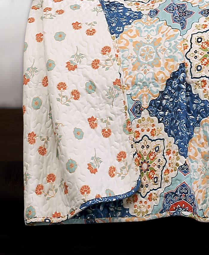 Lush Décor Brooke 3-Pc Set Full/Queen Quilt Set - Macy's