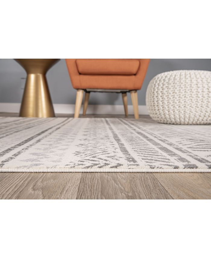 Main Street Rugs Lyon Lyn843 Gray 7'10" x 10' Area Rug - Macy's