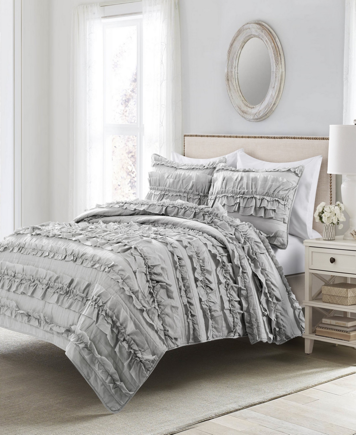 Click here for Lush Decor Belle Ruffle 3-Pc. Quilt Set  Full/Quee... prices