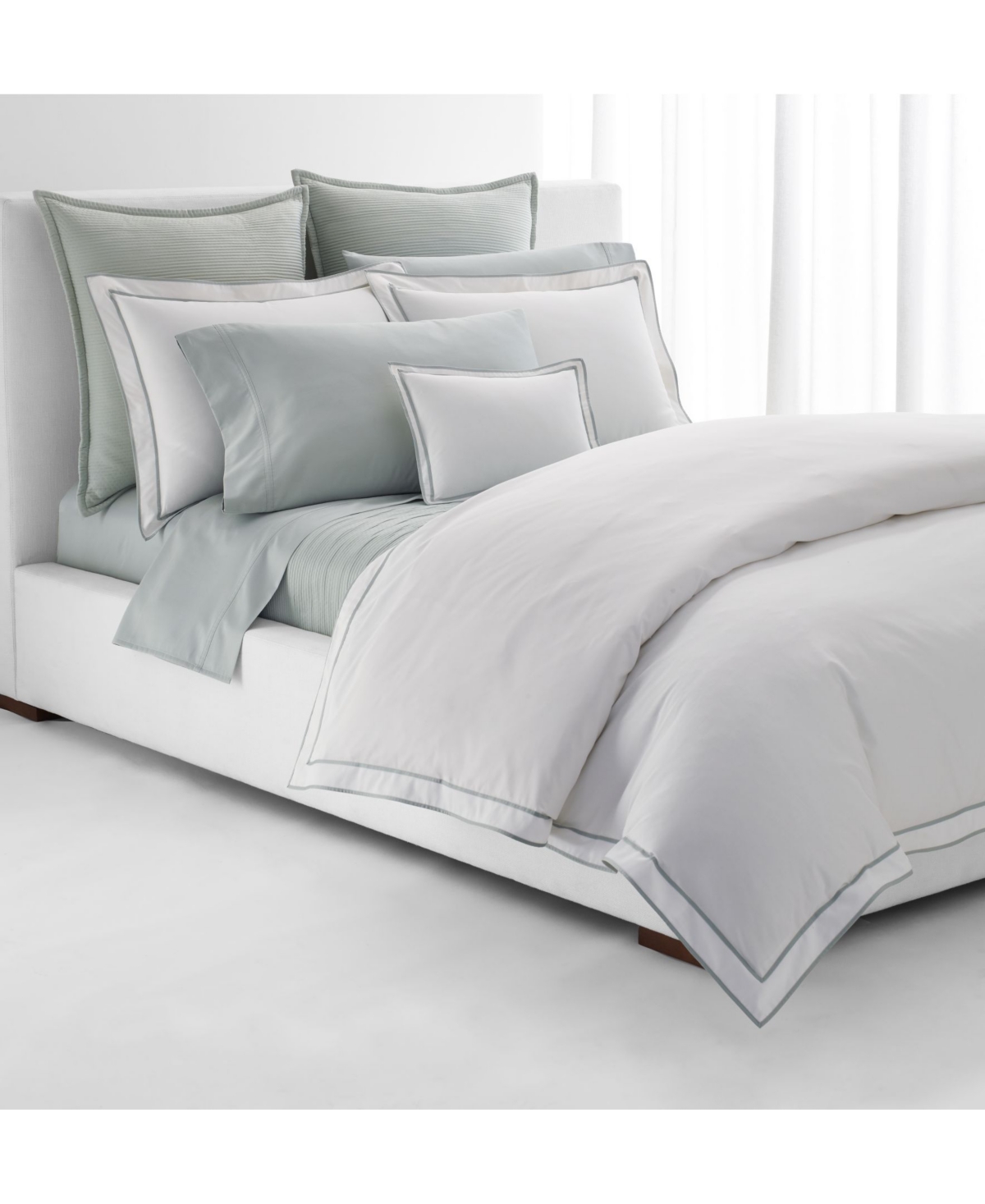 Click here for Lauren Ralph Lauren Spencer Sateen Border Duvet Co... prices