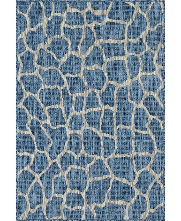 Bayshore Home Outdoor Pashio Safari II Giraffe 7' x 10' Area Rug - Macy's