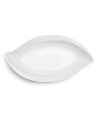 Q Squared Melamine 20.5" Petal Serving Platter - Macy's