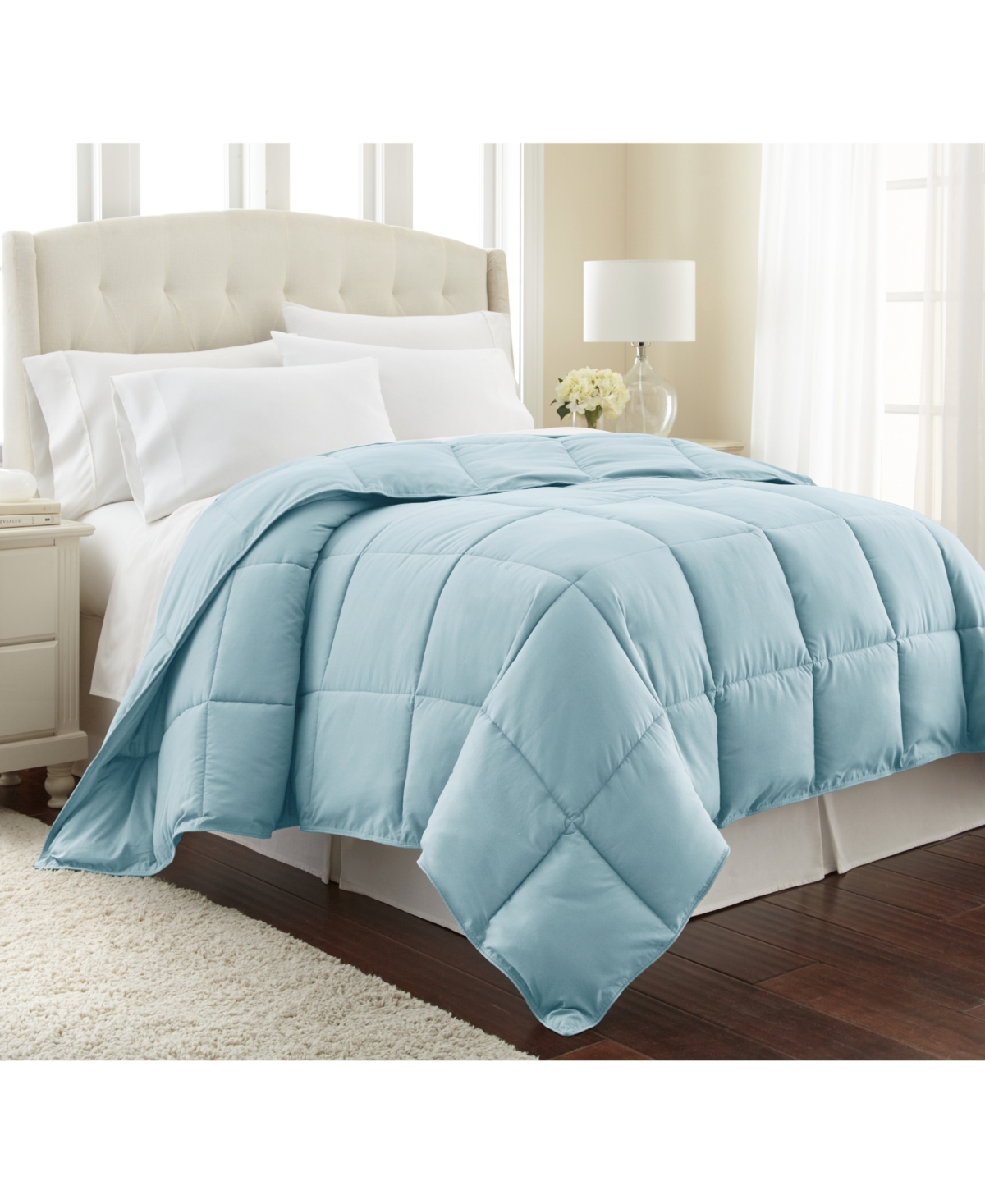 Click here for Southshore Fine Linens Premium Down Alternative Co... prices