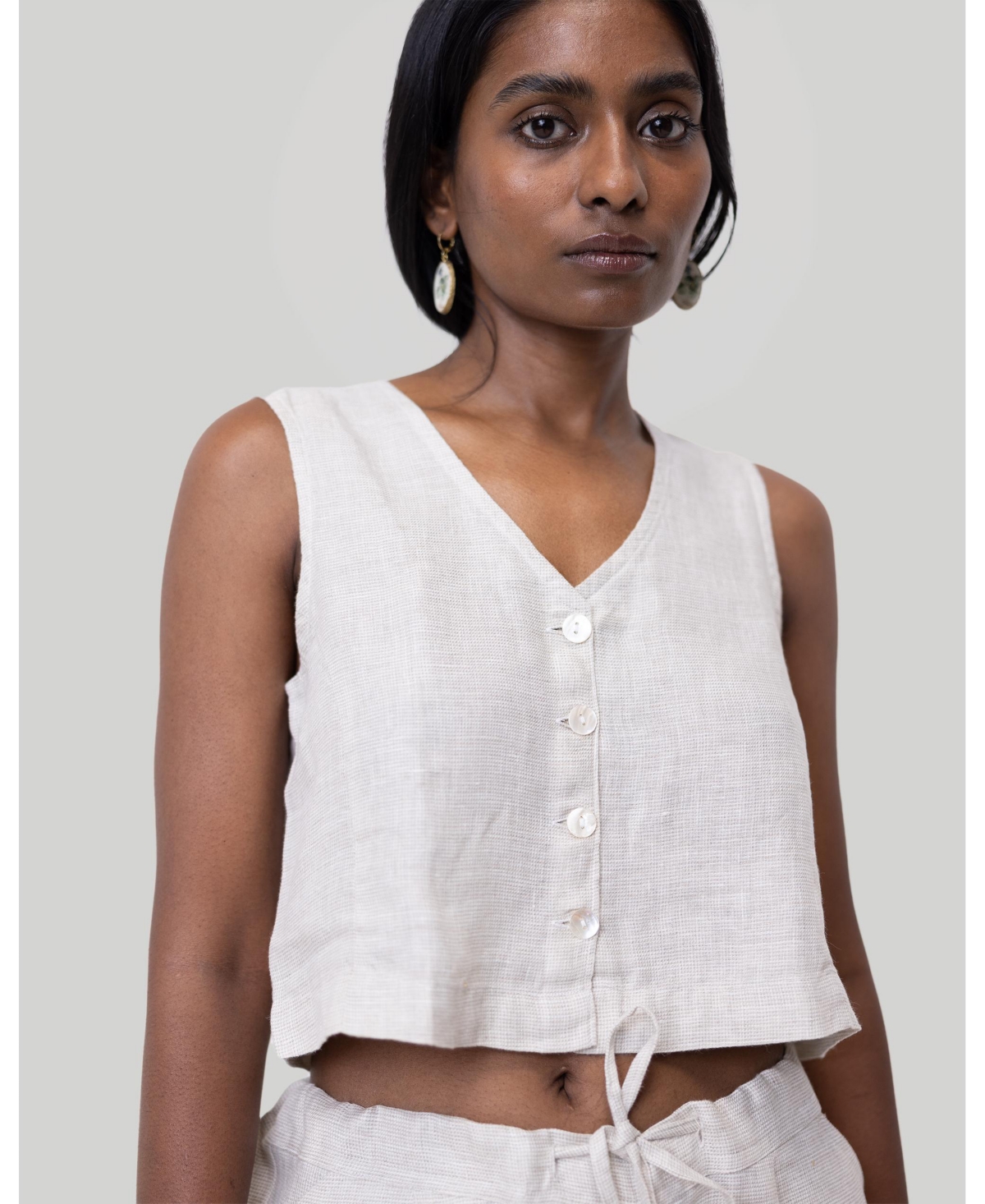 Click here for Womens Cropped vest shirt - Beige prices