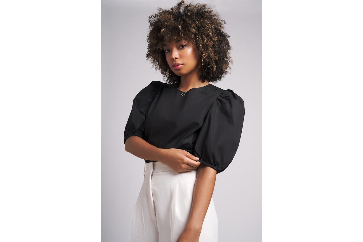 Click here for Kate Top-noir - Noir black prices