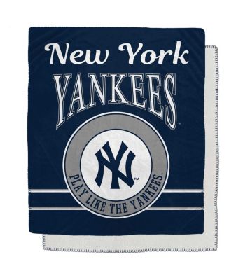 New York Yankees 50" x 60" Retro Emblem Flannel Fleece Sherpa Blanket ...