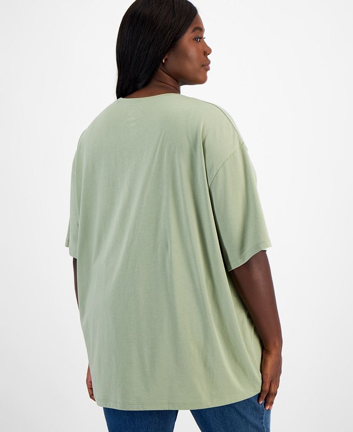 Grayson Threads, The Label Trendy Plus Size ACDC Tour Band Short-Sleeve ...