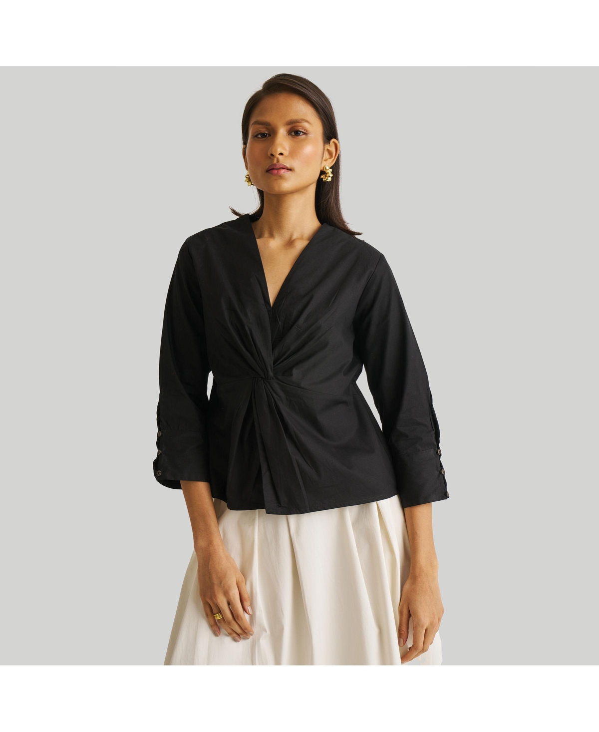 Click here for Reistor Womens Front Twist Top - Black prices