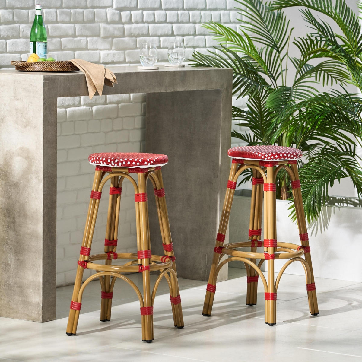 Click here for Streamdale Aluminum Outdoor Entertainment Barstool... prices
