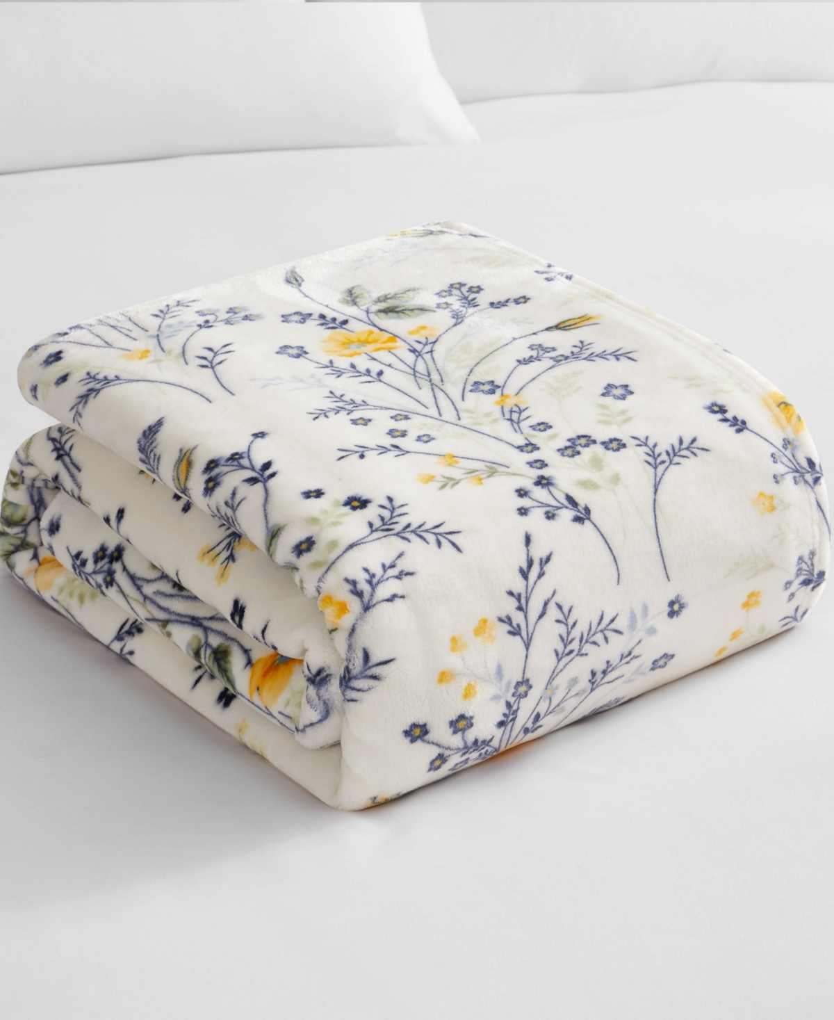 Click here for Lucky Brand Wildflower Plush Throw  50 x 70 - Yell... prices