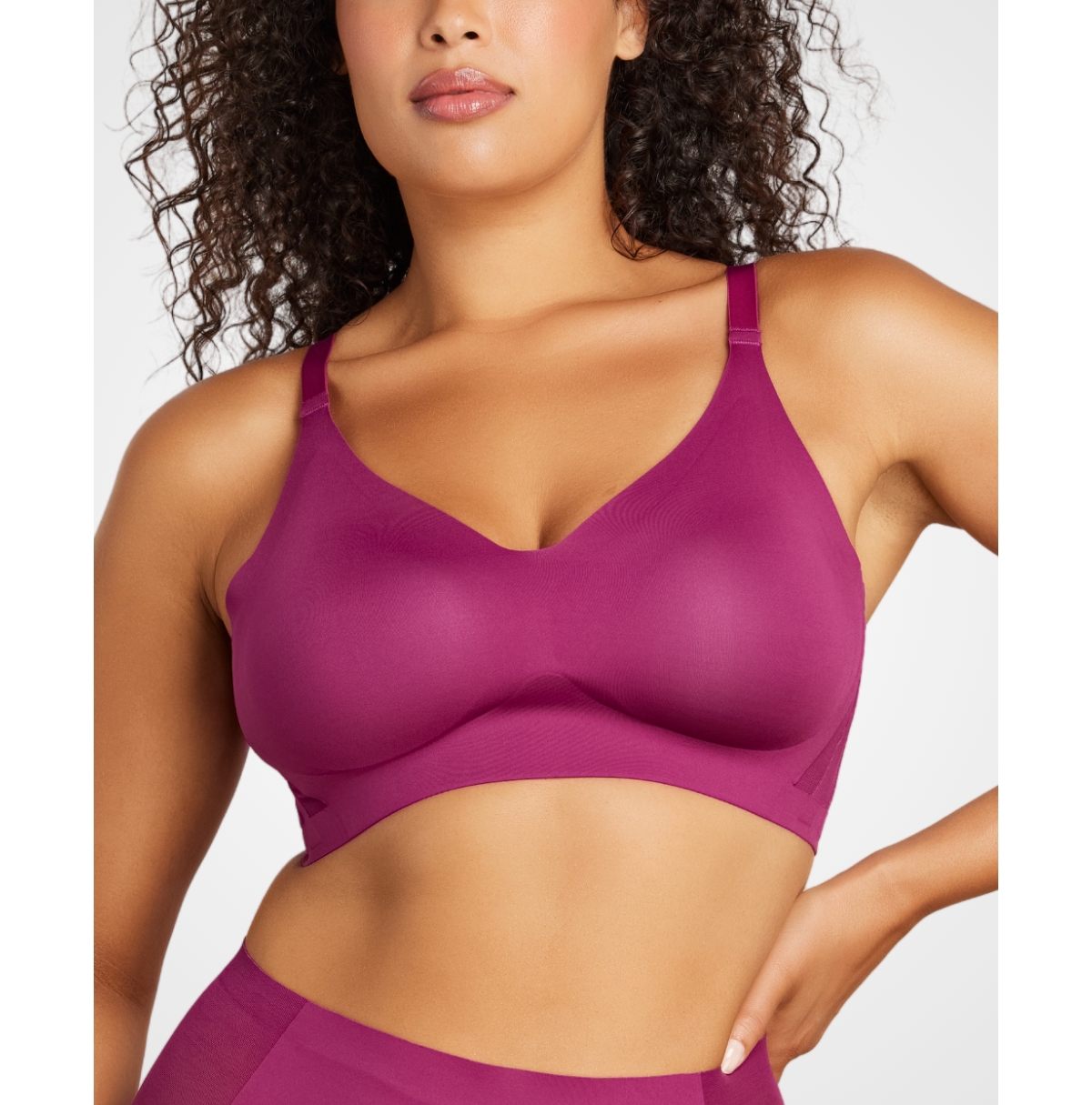 Click here for Siella Womens Silky Smooth V-Neck Bra - Plum prices