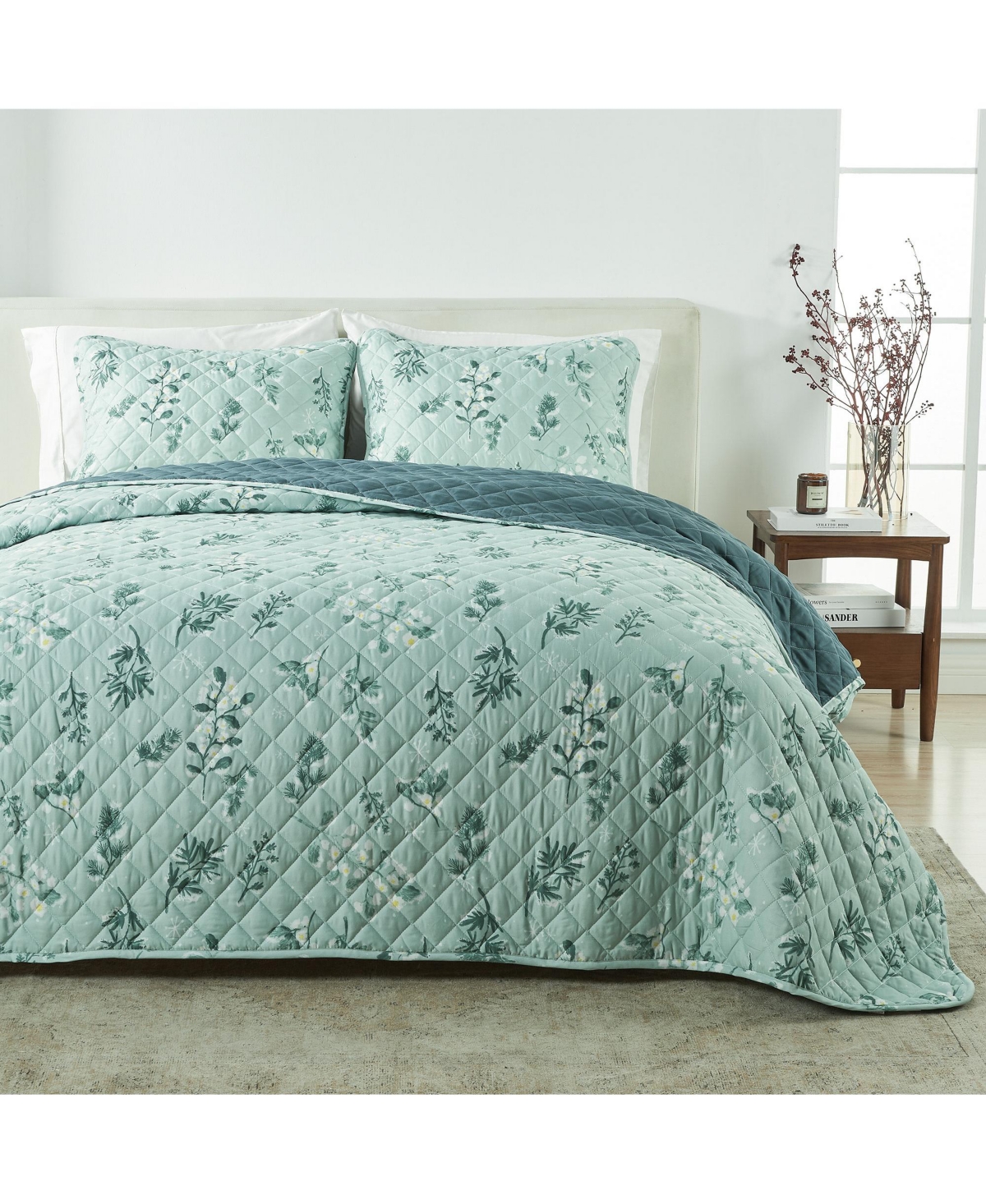 Click here for Linery & Co. Reversible Microfiber Winter-Printed... prices