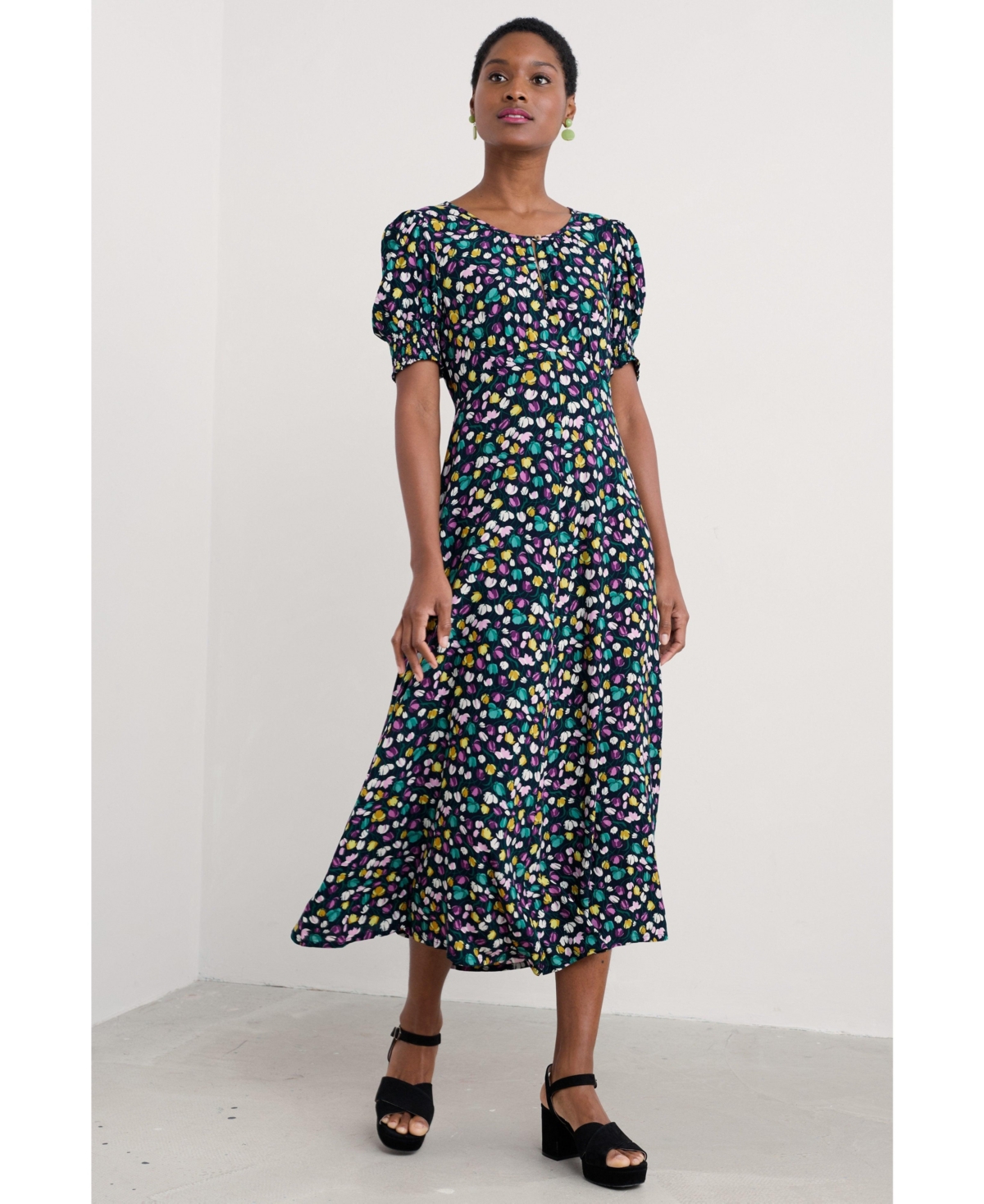 Click here for Seasalt Cornwall Womens Marsh Violet - Spring tuli... prices