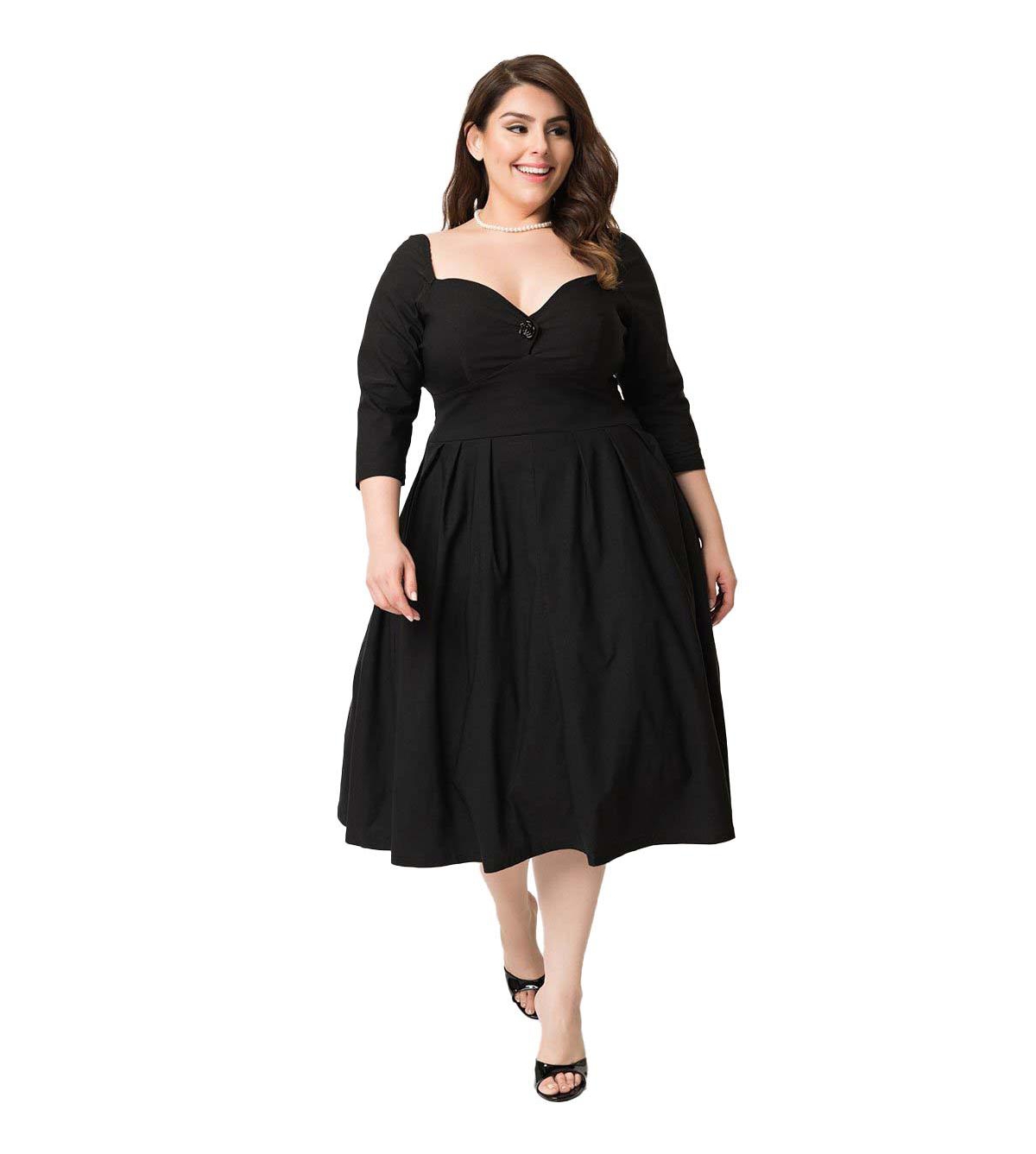 Click here for Unique Vintage Plus Size Woven Sweetheart Neckline... prices