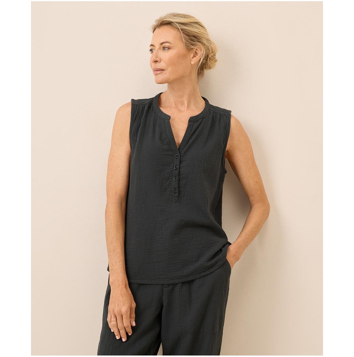 Click here for Pact Womens Organic Cotton Coastal Double Gauze He... prices