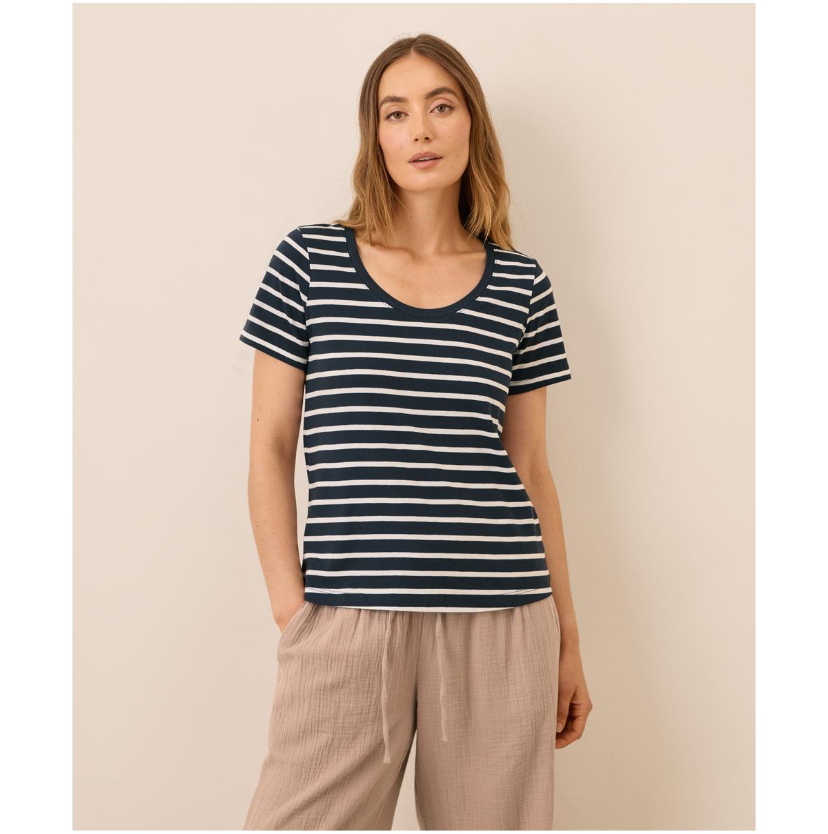 Click here for Pact Womens Organic Cotton Softspun Scoop Neck Tee... prices