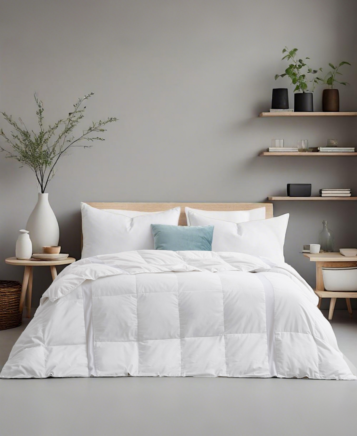 Click here for Unikome 75 Down 25 Feather Comforter  King - White prices