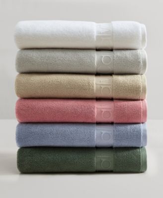 Click here for Calvin Klein Iconic Cotton Jacquard Bath Towels prices