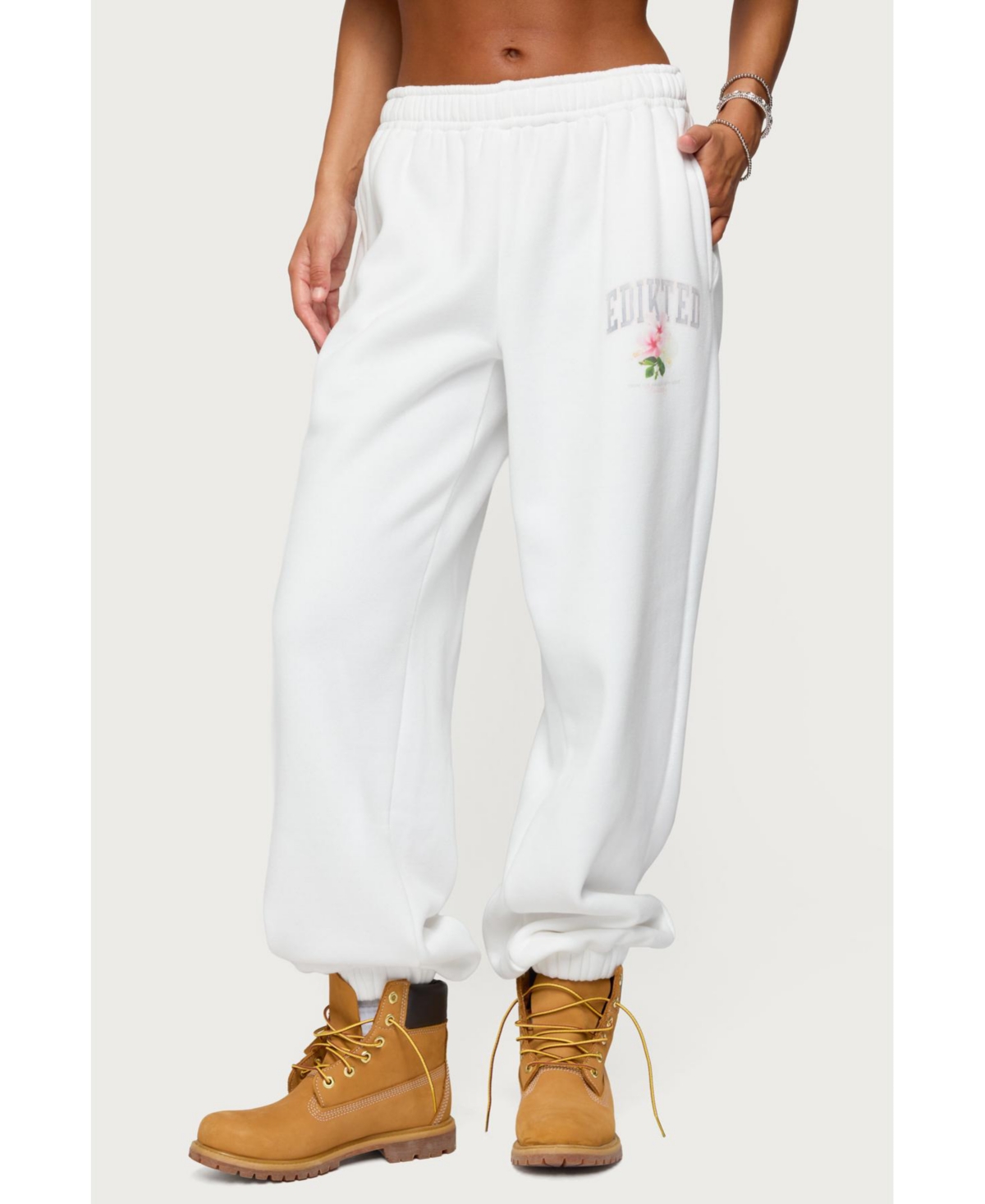 Click here for Edikted Womens Flerua Edikted Sweatpants - White prices