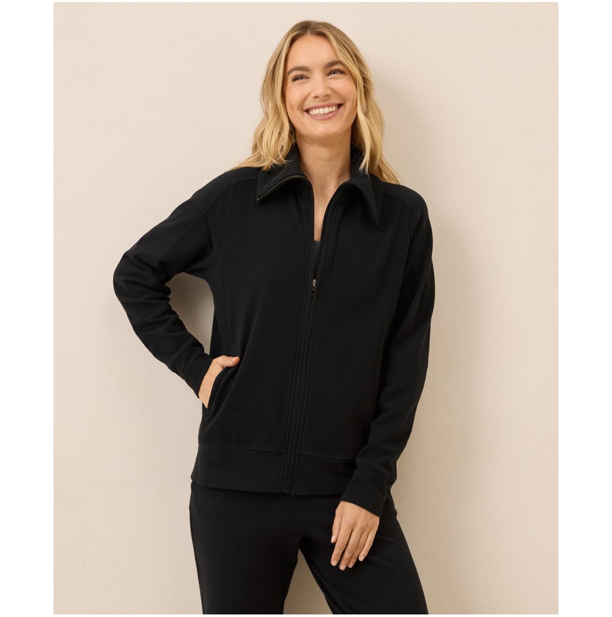 Click here for Pact Womens Organic Cotton Roam Travel Jacket - Bl... prices