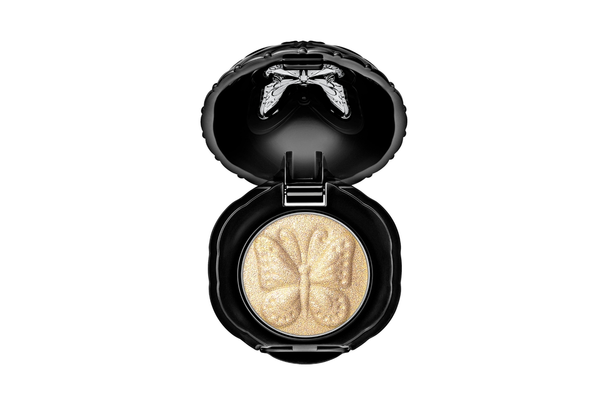 Click here for Anna Sui Shiny Eye Color 700 - Angel beige  tender... prices