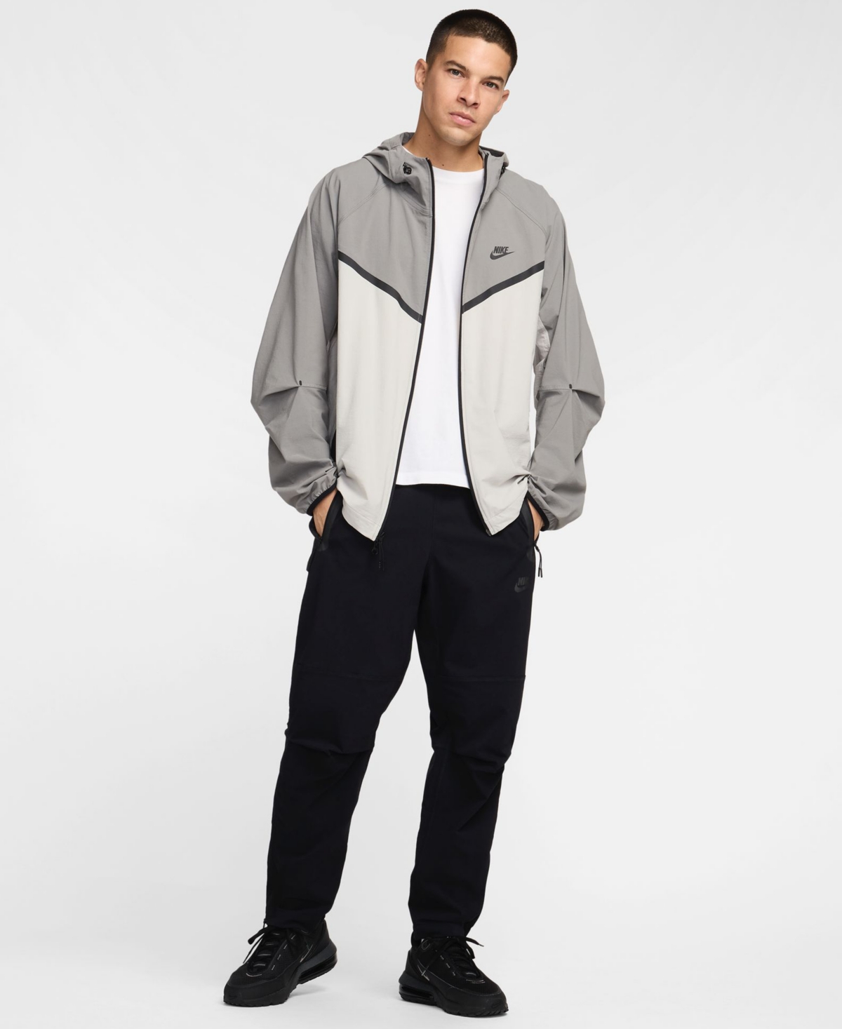 Click here for Nike Mens Woven Tech Pants - Black prices