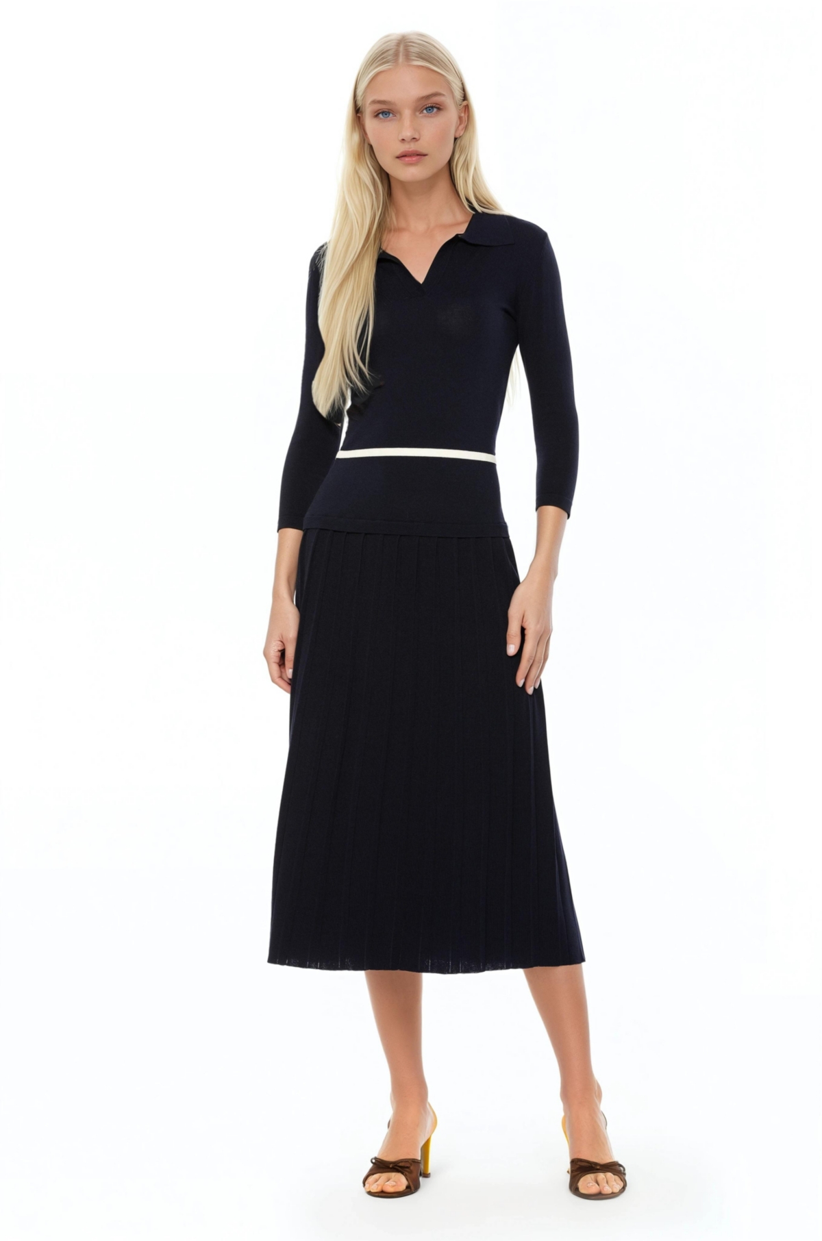 Click here for Alexia Admor Womens Sable Dress - Navy prices