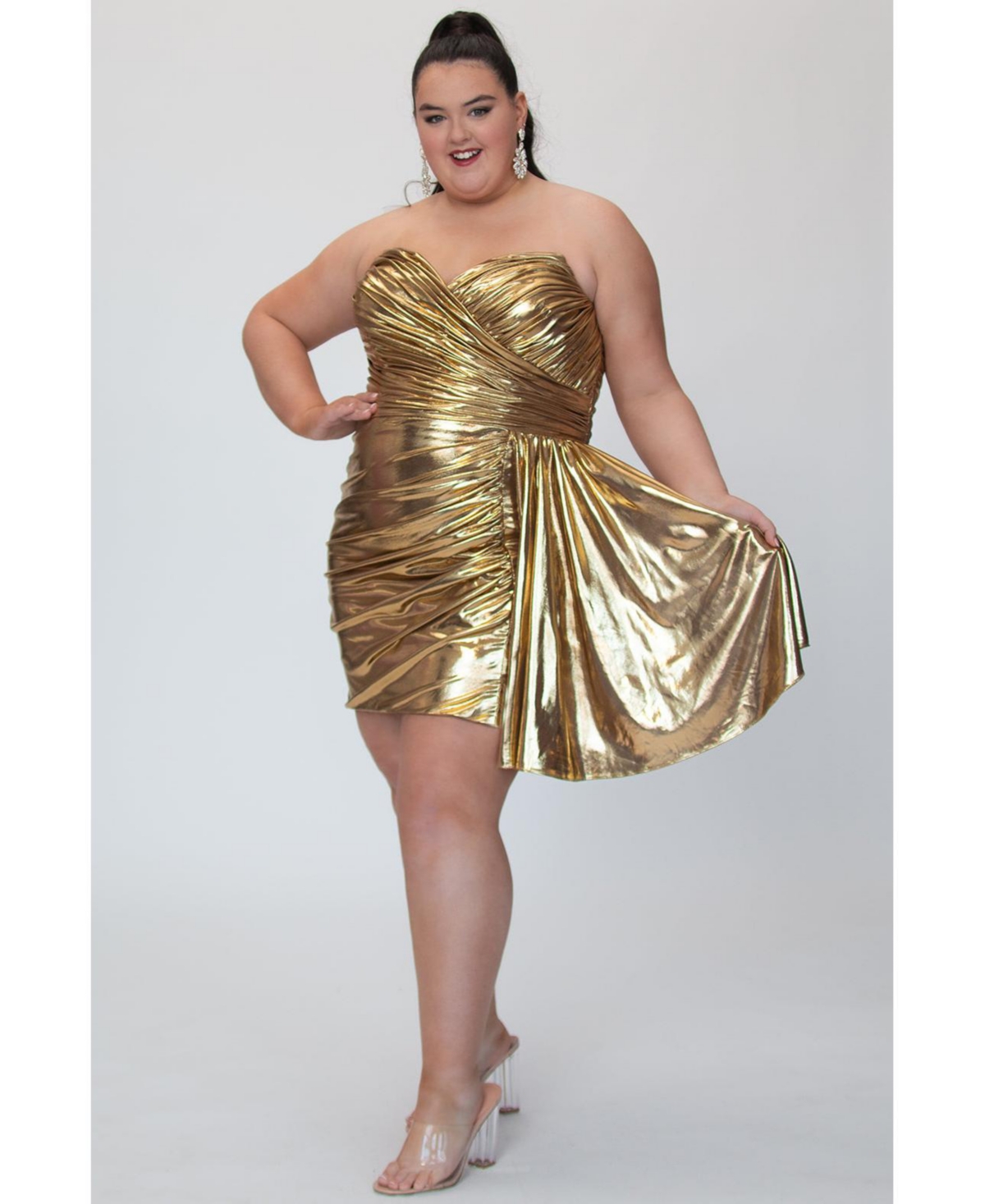 Click here for Sydneys Closet Womens Metallic Gold Strapless Shor... prices