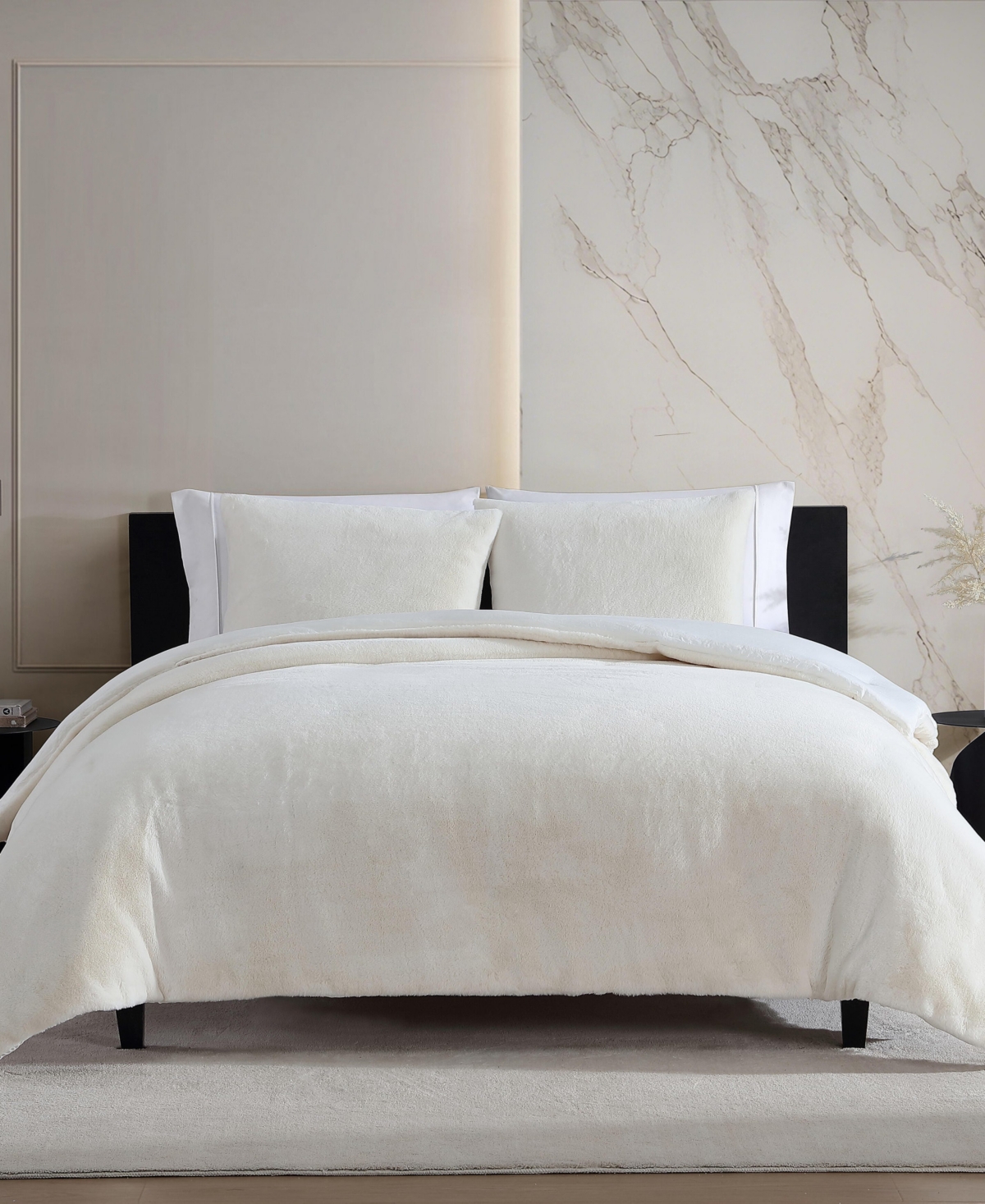 Click here for Vera Wang Signature Solid Faux Fur 3-Pc. Comforter... prices