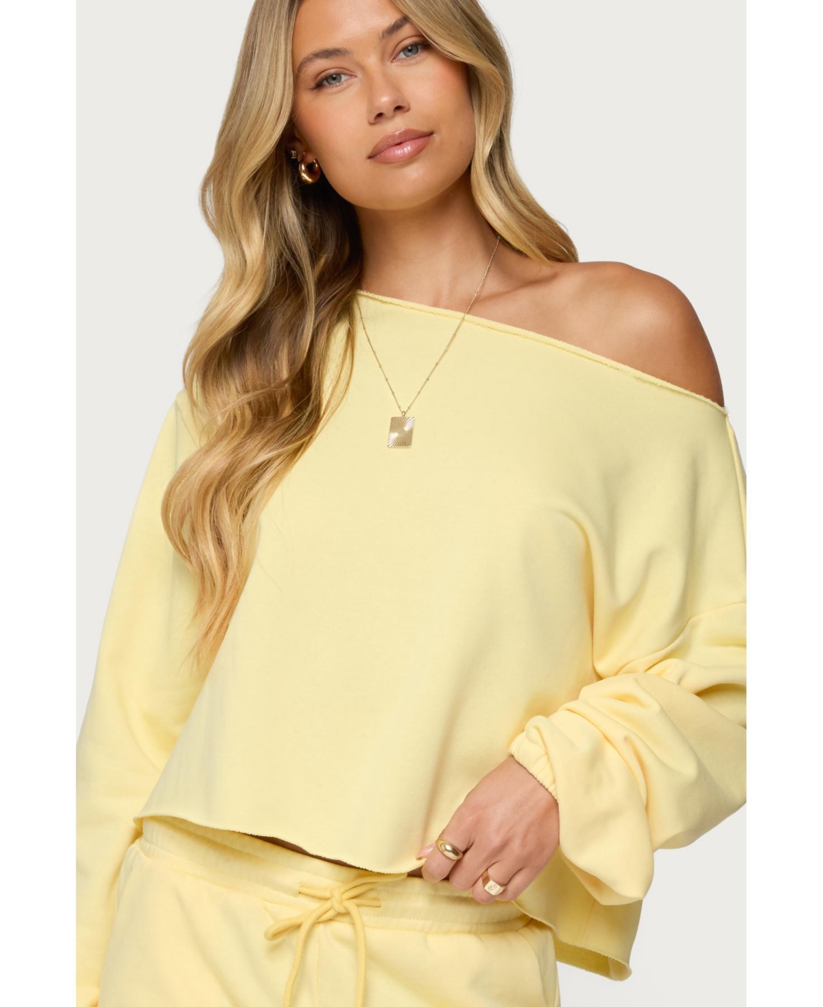 Click here for Edikted Womens Kordelia Off Shoulder Sweatshirt -... prices