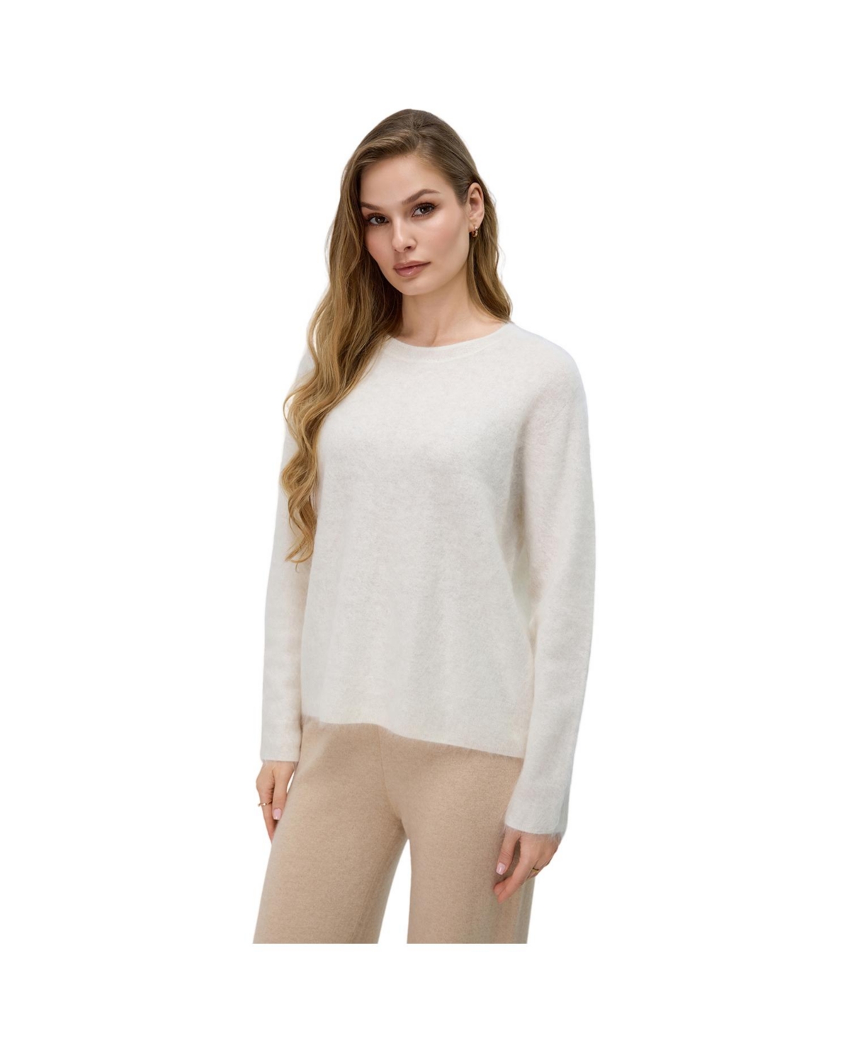 Click here for Bellemere New York Women Brushed Silk Cashmere Cre... prices