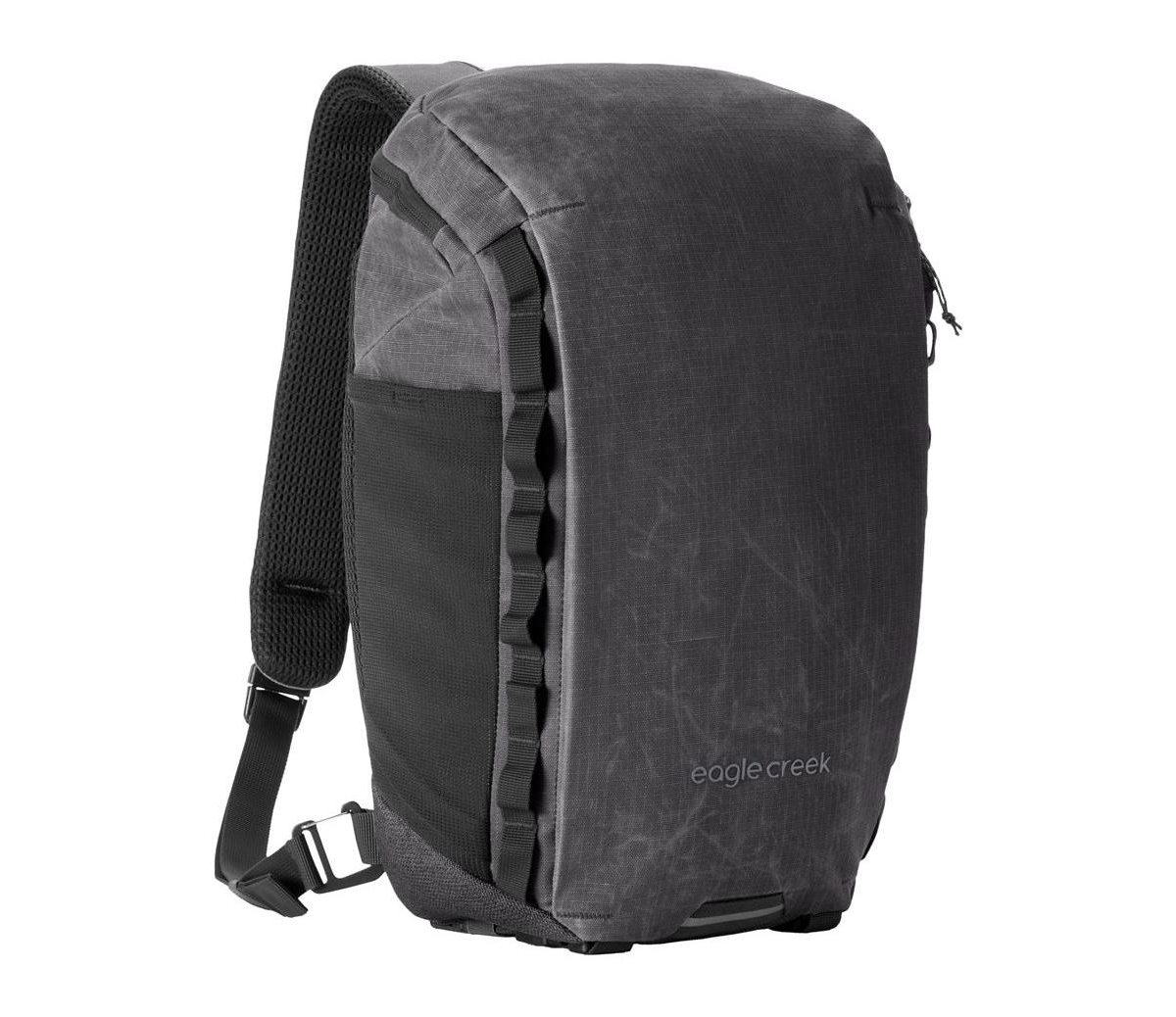 Click here for Eagle Creek Explore Sling PacK - Black prices
