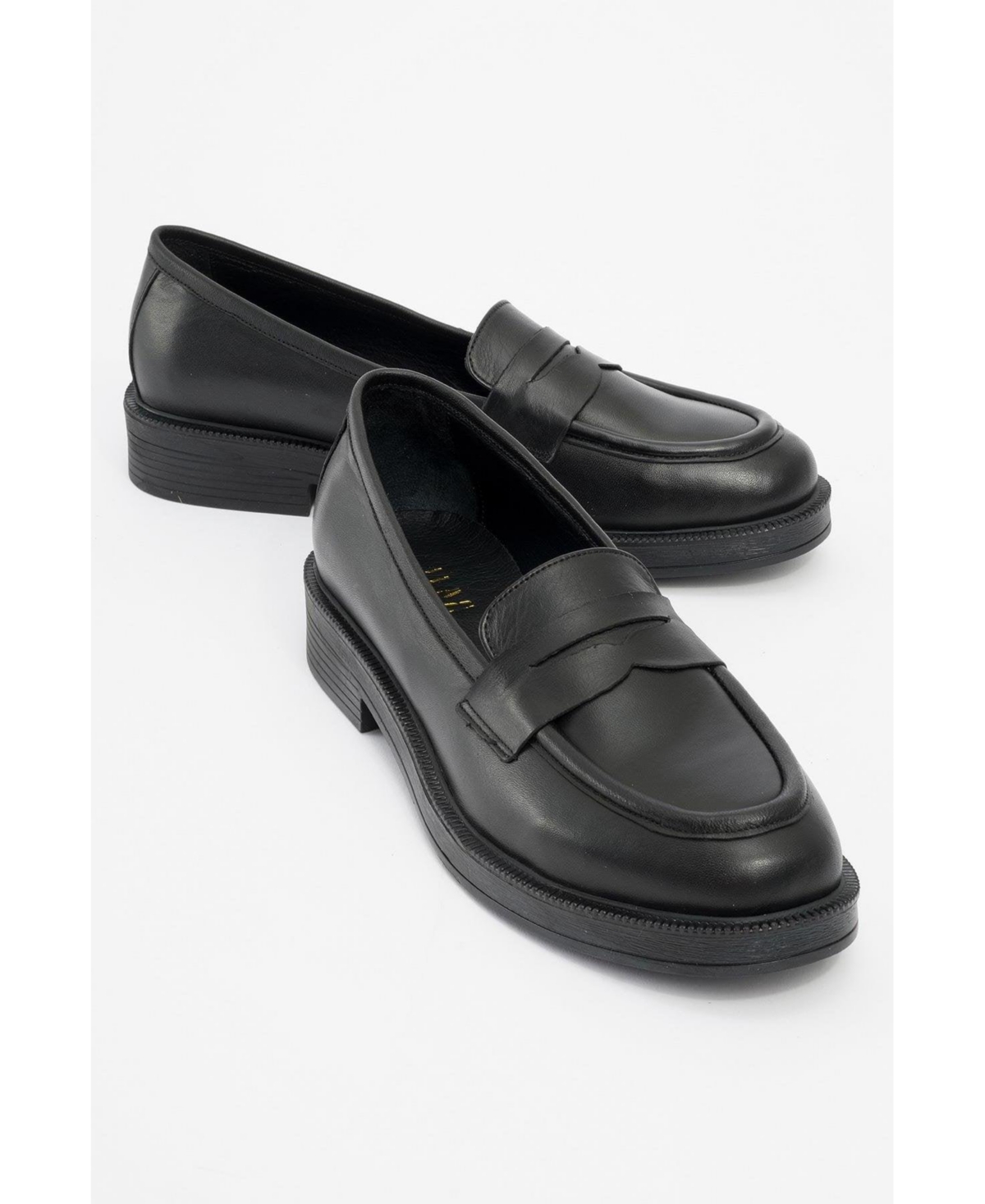 Click here for Bree Platform Penny Leather Loafer (Women) - Black... prices