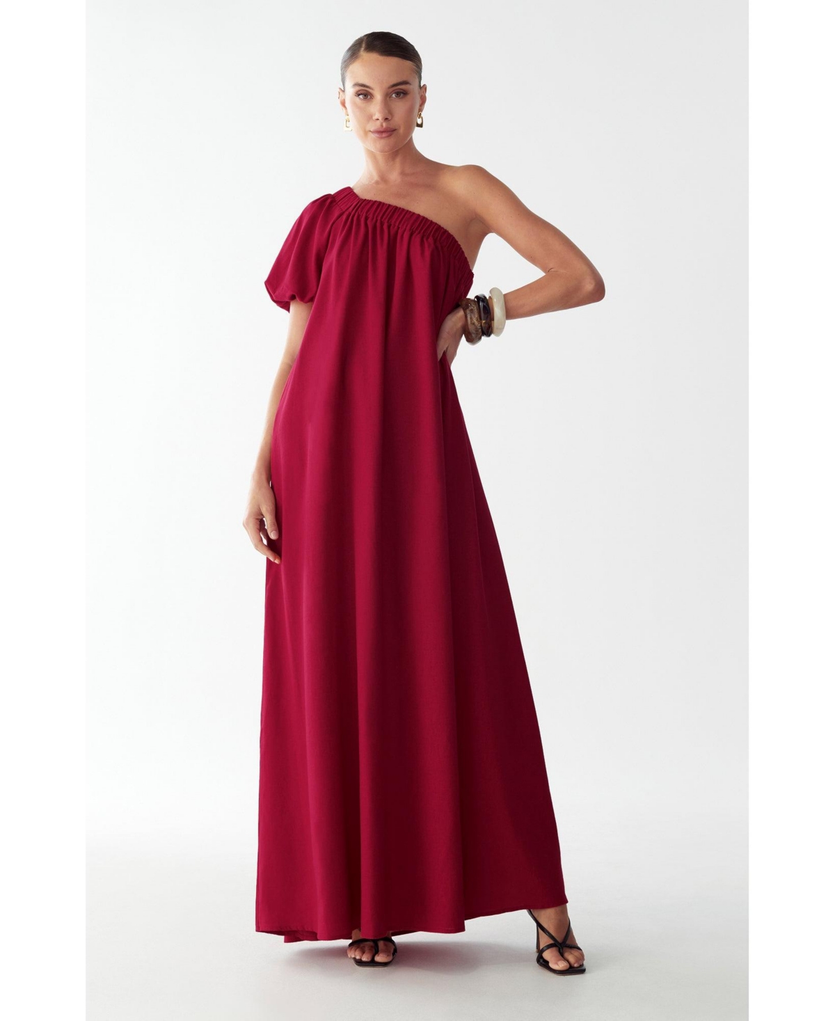 Click here for St Mrlo Womens Jolie Maxi Dress - Holly berry prices