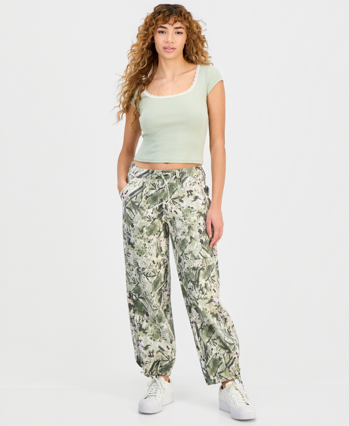 Click here for Madden Girl Juniors Camo Printed Tie-Hem Jogger Pa... prices