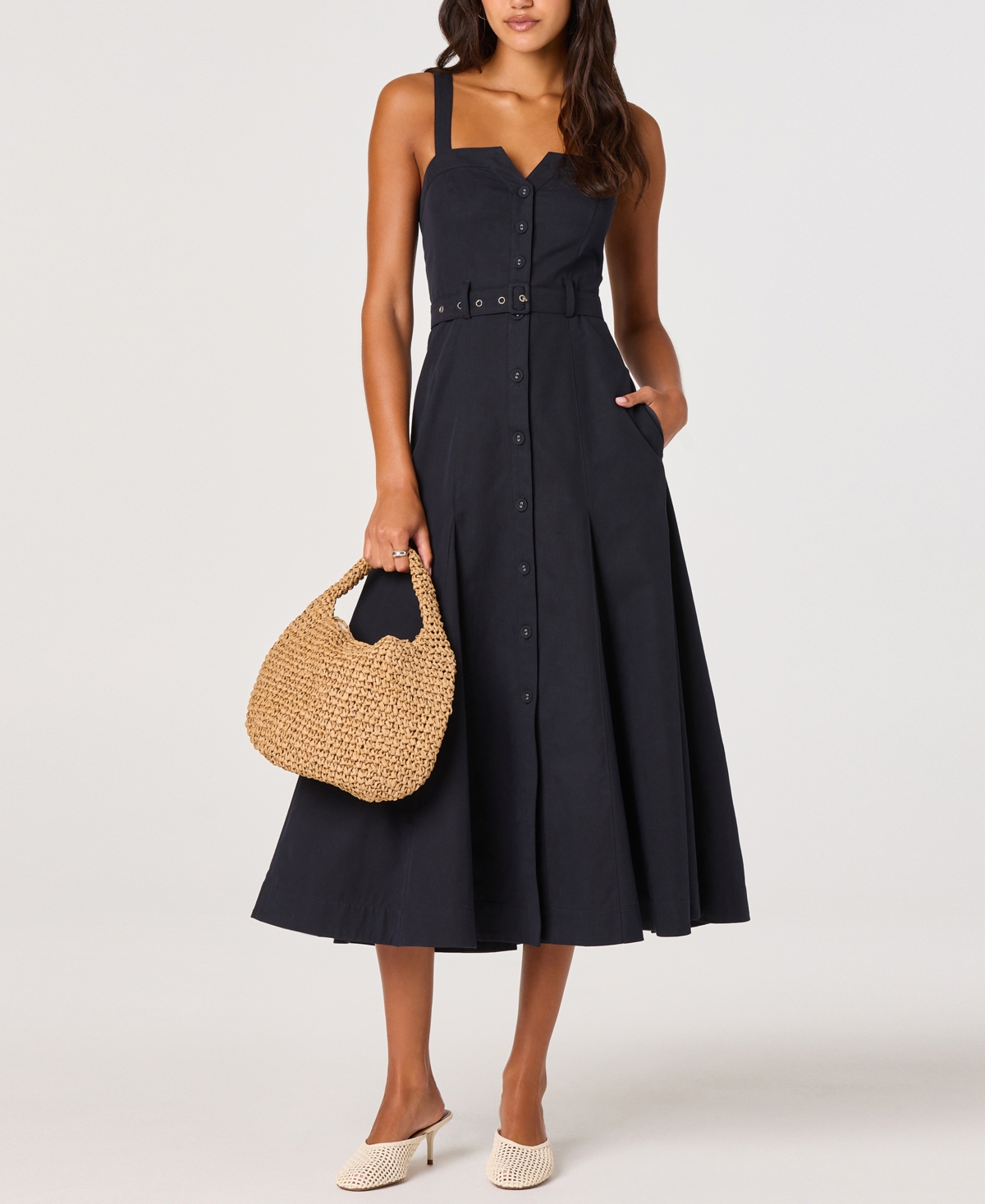 Click here for Astr the Label Womens Mckinley Sweetheart Neck Dre... prices