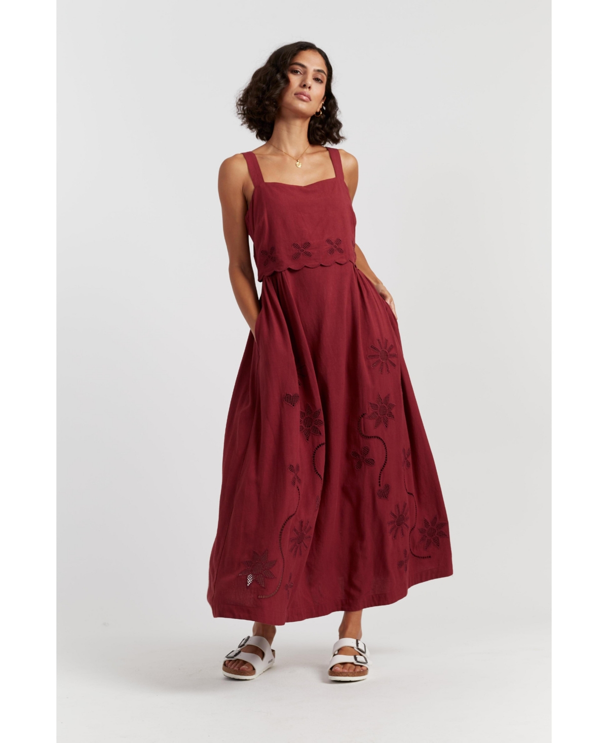 Click here for Chinti & Parker Womens Sienna Linen-Blend Broderie... prices