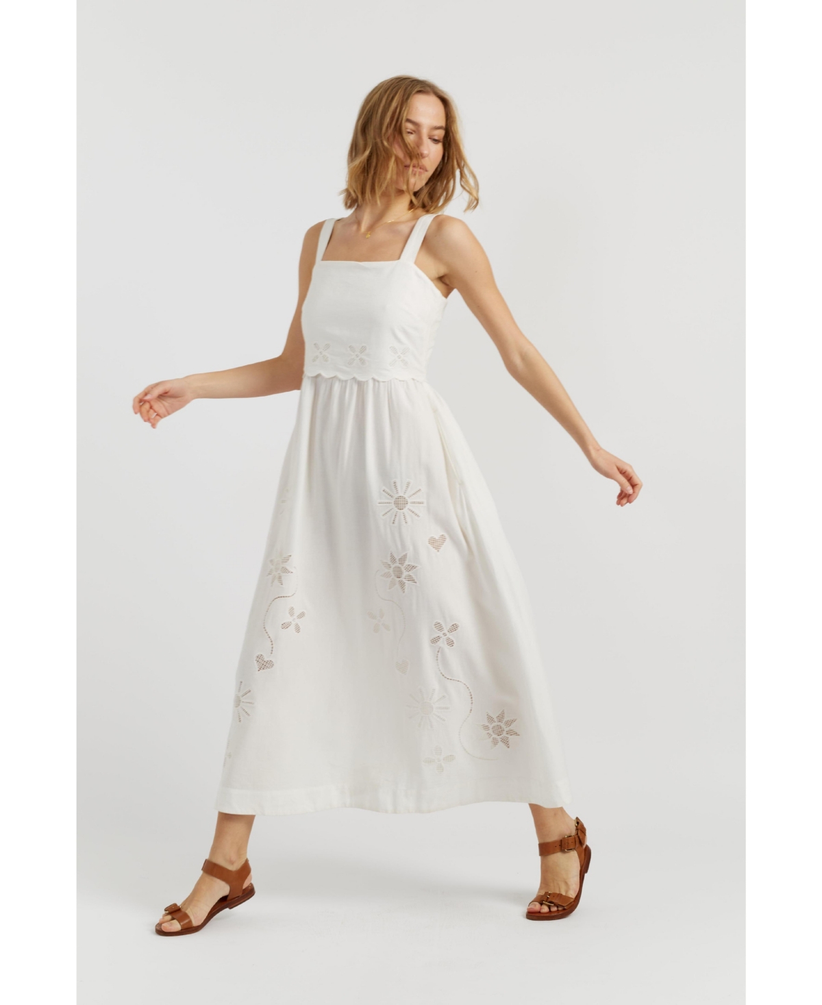 Click here for Chinti & Parker Womens Sienna Linen-Blend Broderie... prices