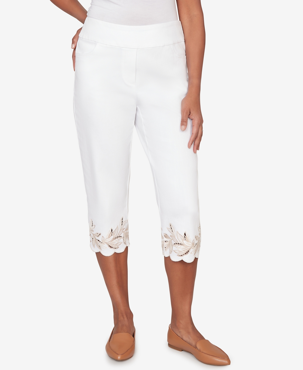 Click here for Alfred Dunner Womens Natural Wonder Leaf Cut Out S... prices