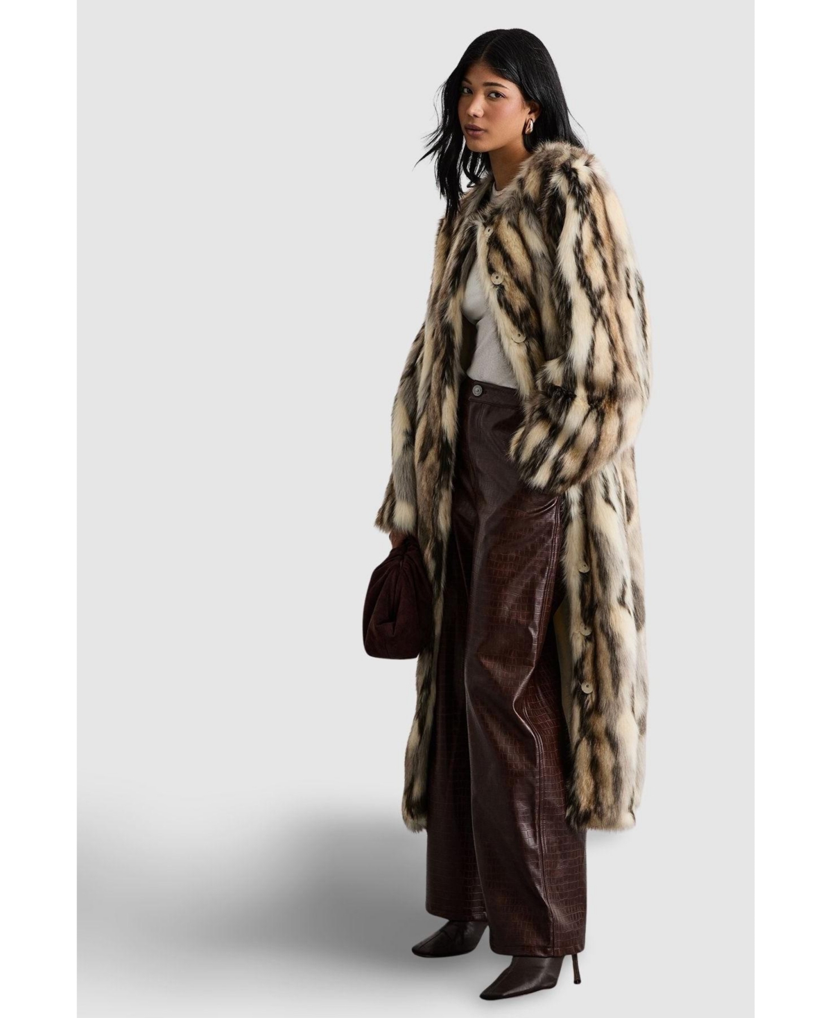 Click here for Warehouse Womens Premium Zig Zag Longline Faux Fur... prices
