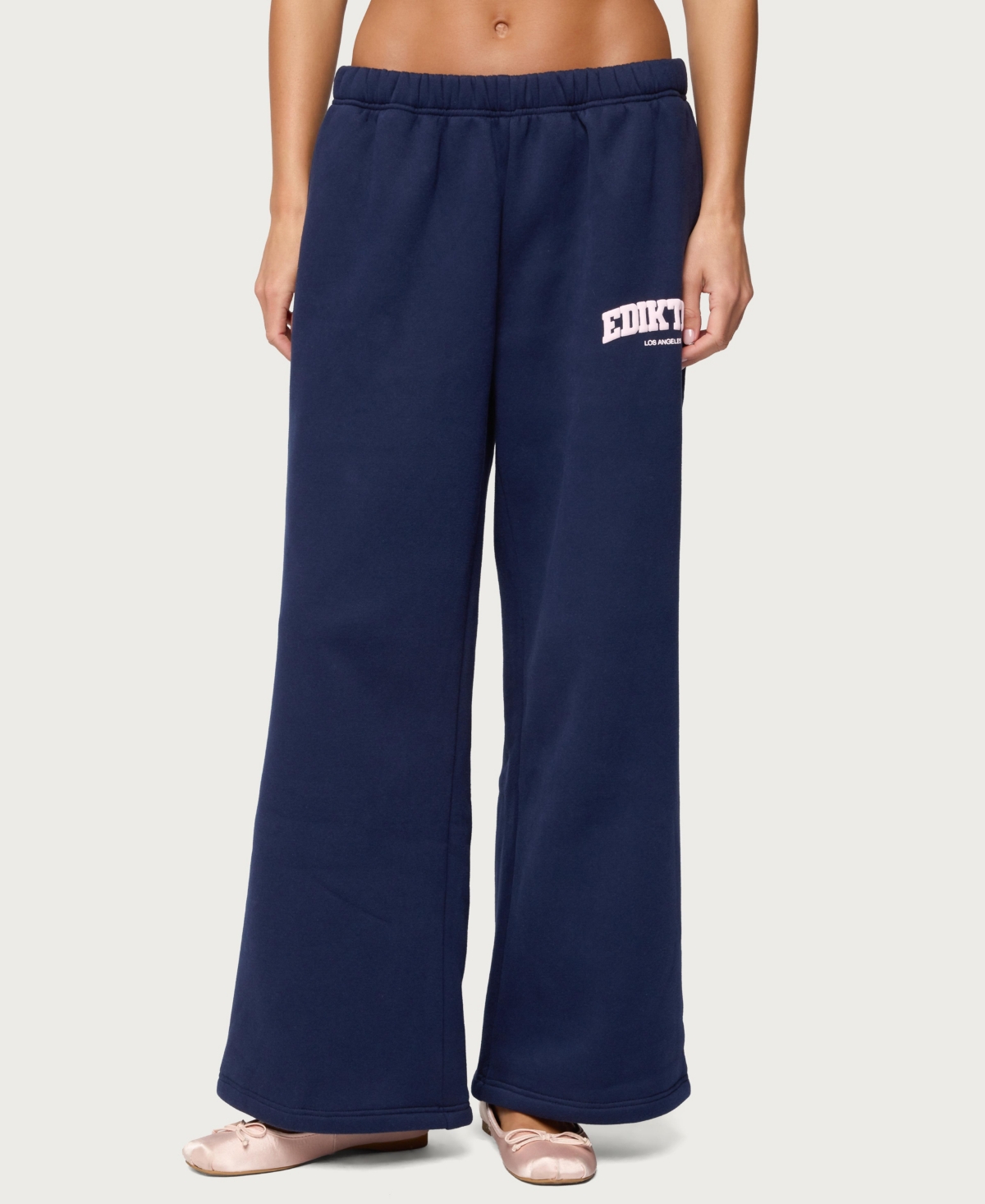 Click here for Edikted Womens La Sweatpants - Navy prices