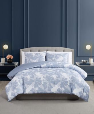 Click here for Vince Camuto Botanical Floral Duvet Cover Set prices