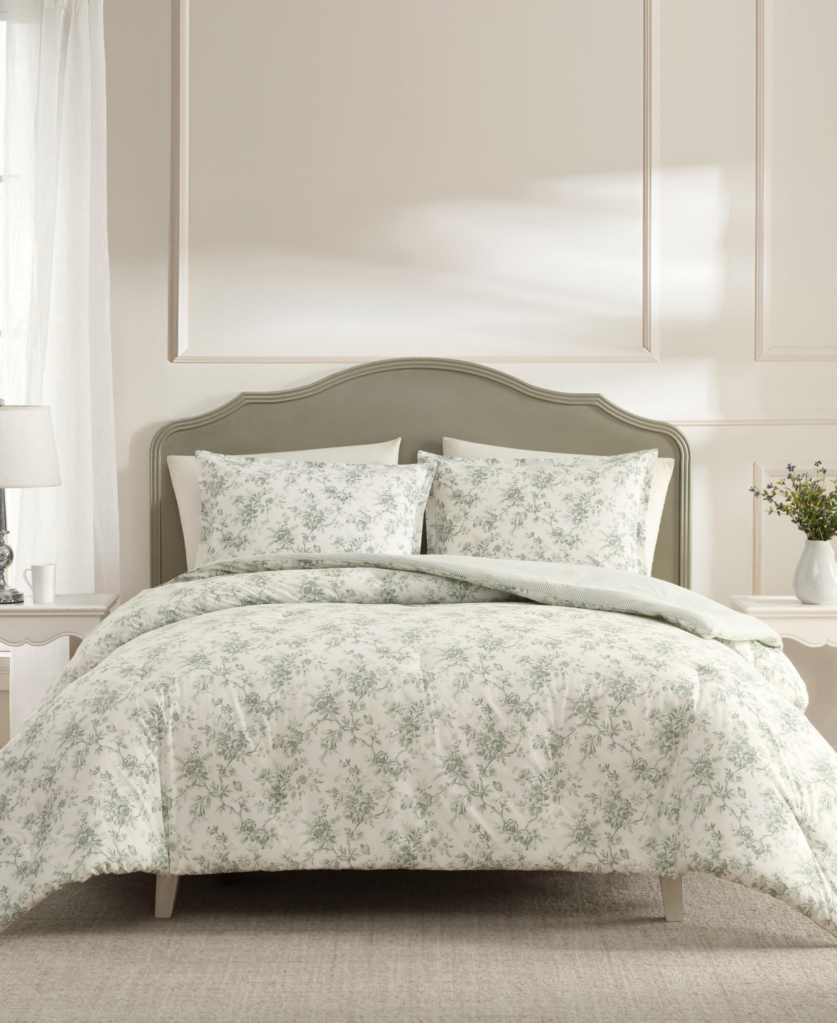 Click here for Laura Ashley Walled Garden 2-Pc. Comforter Set  Tw... prices