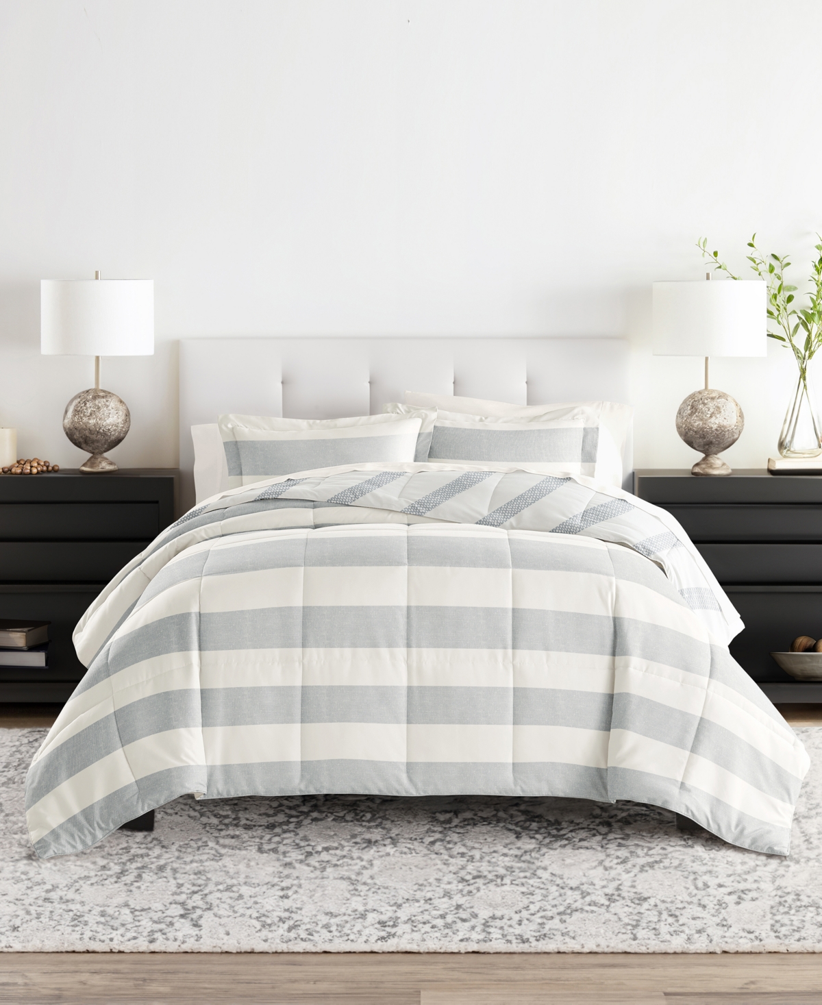 Click here for ienjoy Home Bedding Bundle Patterned 7-Piece Comfo... prices