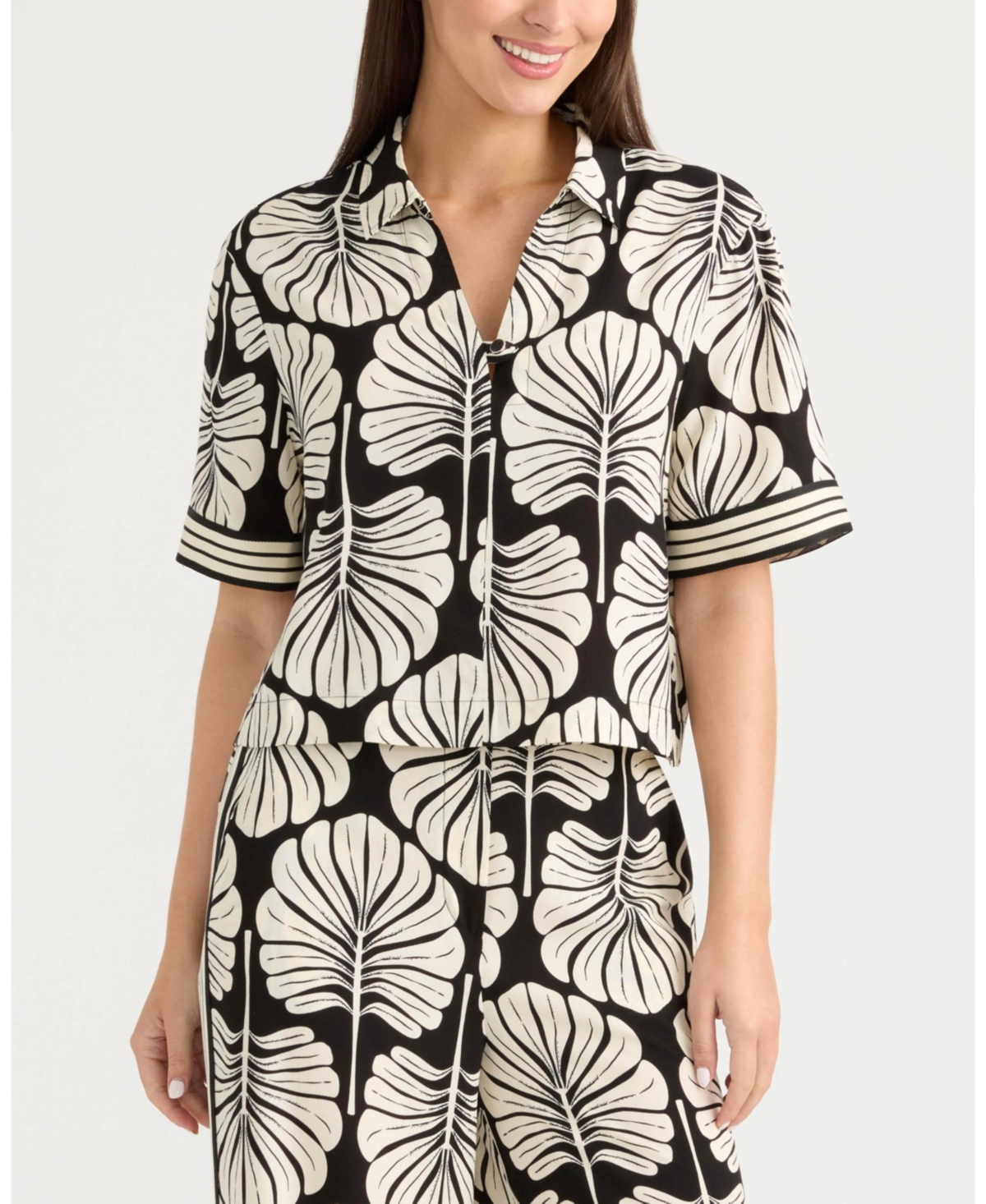 Click here for Ellen Tracy Womens Boxy Top with Stripe Cuff - Bla... prices