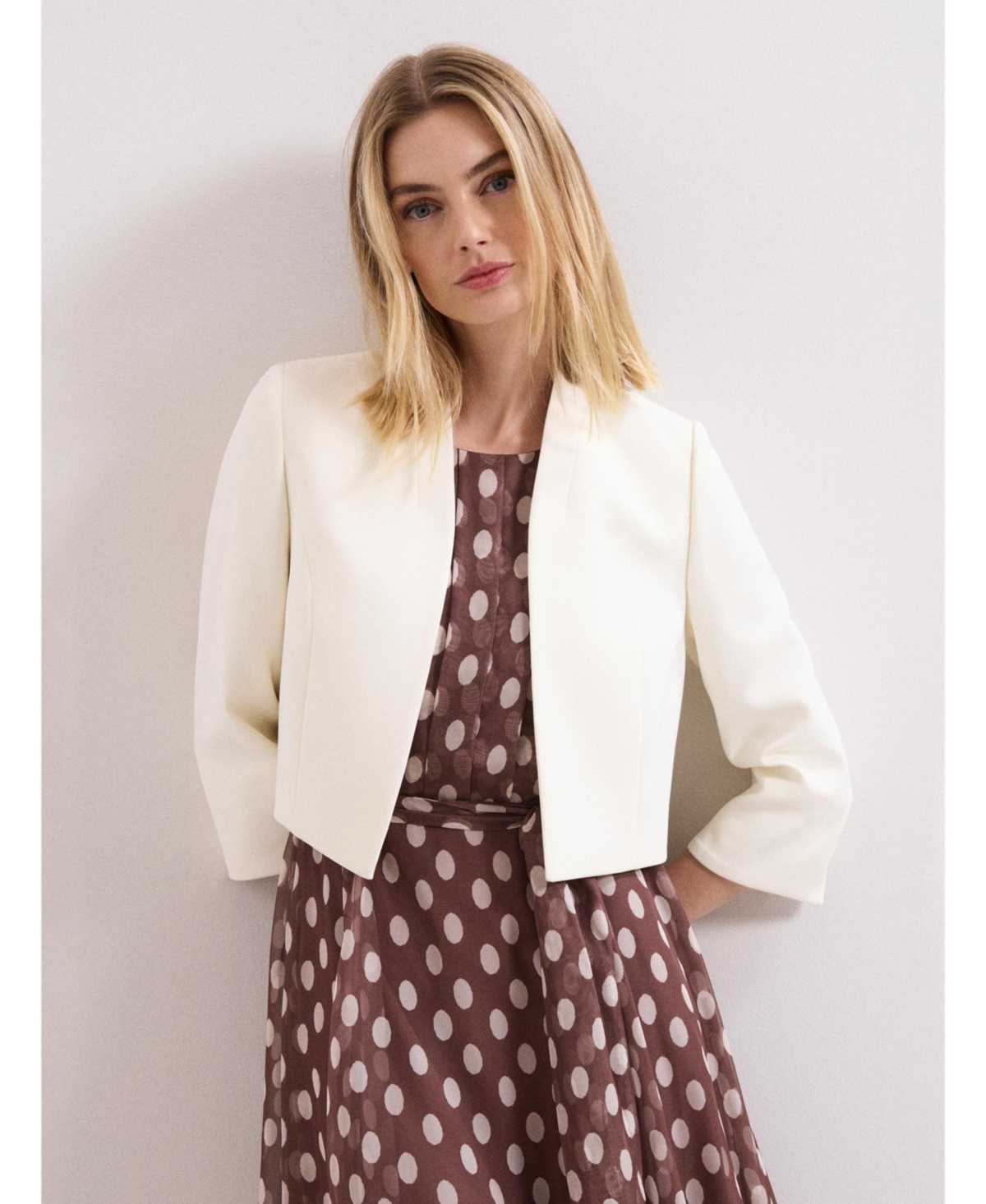 Click here for Phase Eight Womens Catherine Collarless Jacket prices