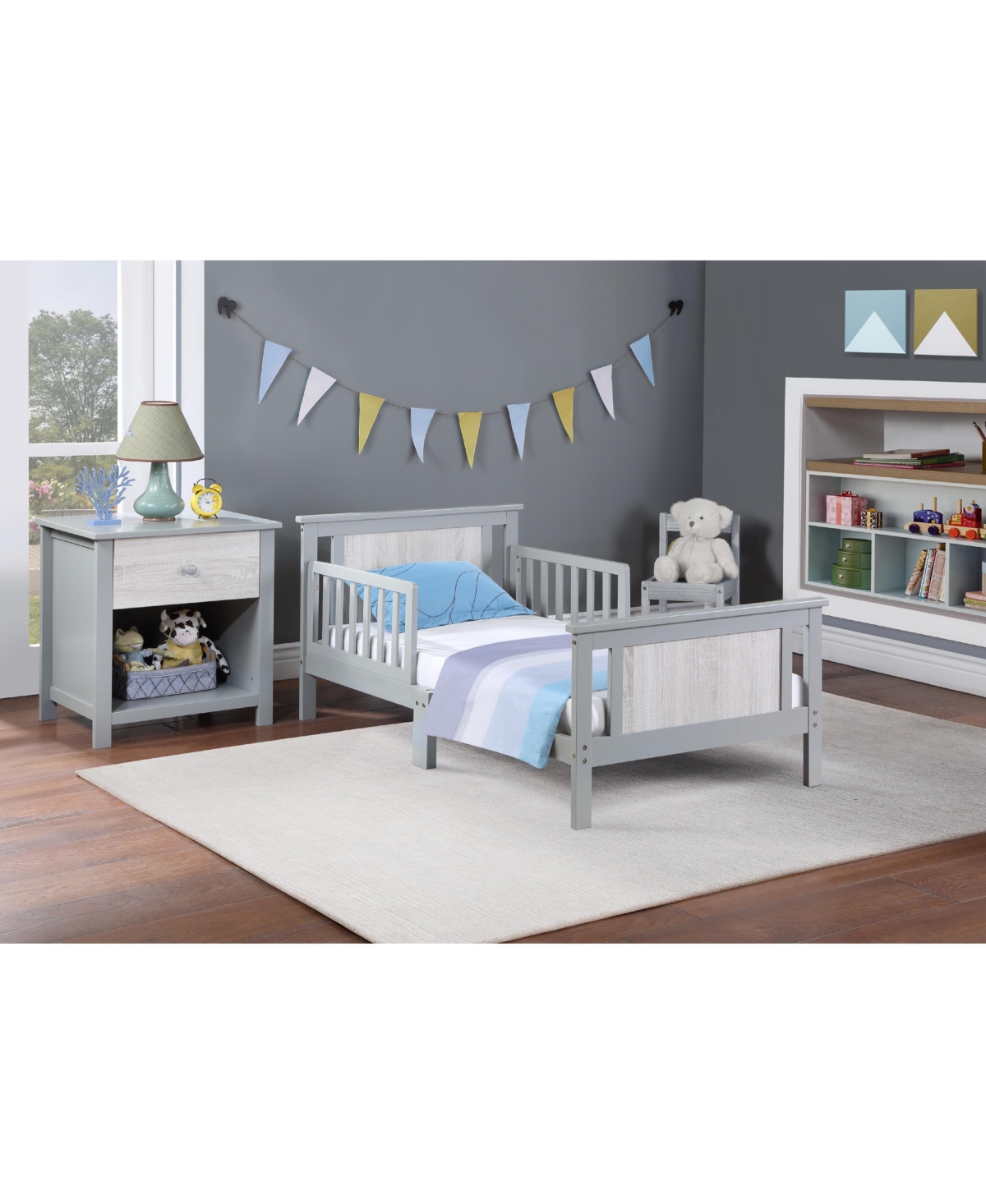 Click here for Flynama Rockport Reversible Panel Toddler Bed Soli... prices