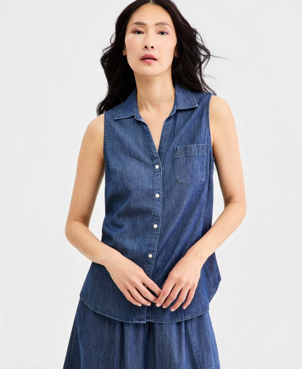 Click here for Nautica Womens Chambray Sleeveless Button-Front To... prices