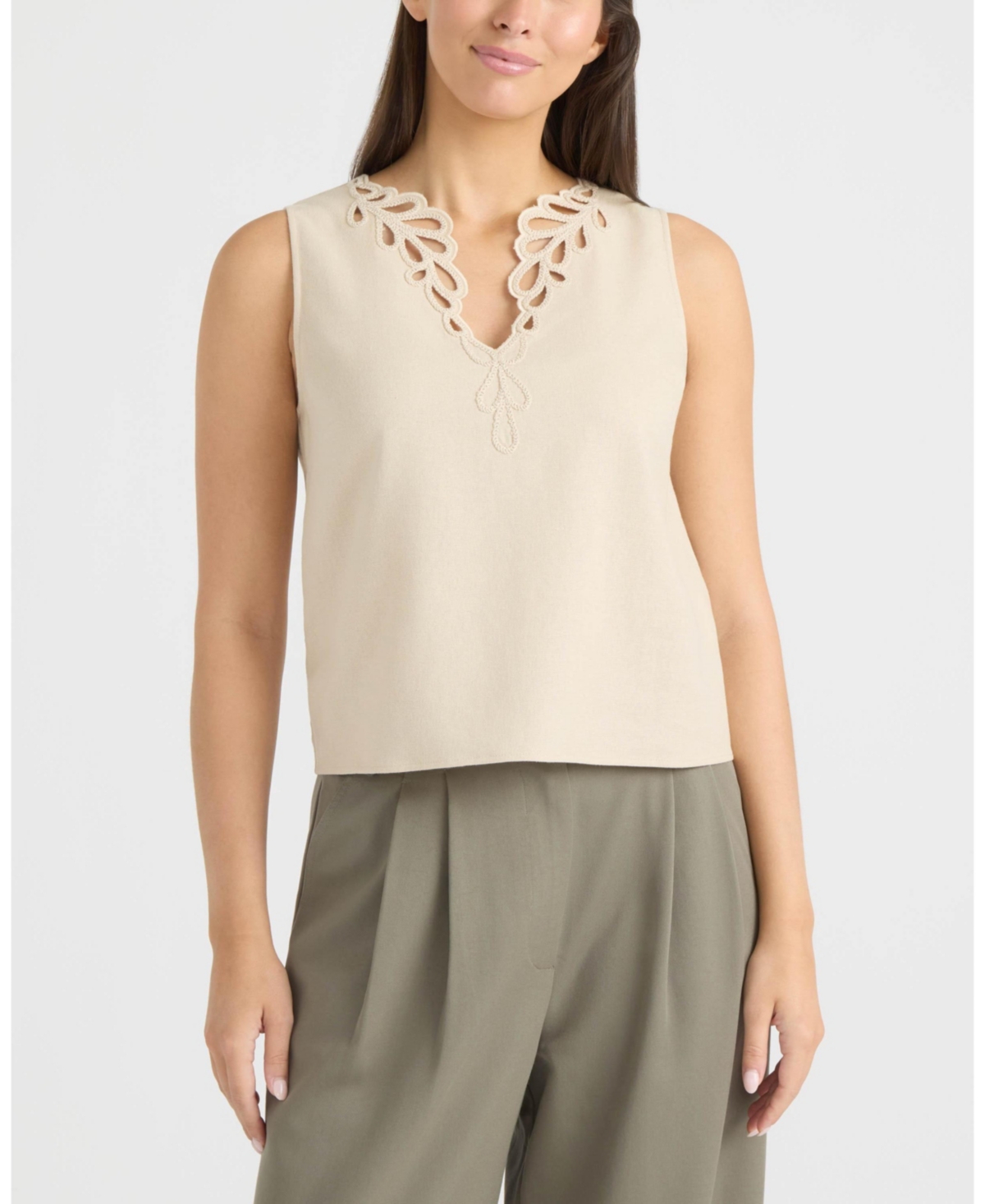 Click here for Ellen Tracy Womens Embroidered V-Neck Top - Linen prices