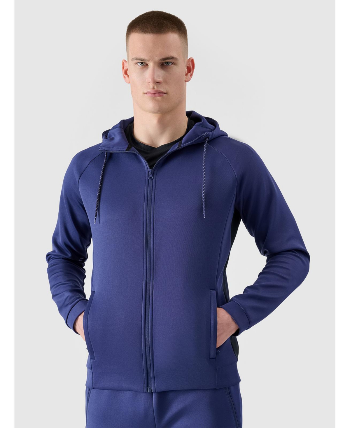 Click here for 4F Mens Zipped Hooded Quick-Drying Training Sweats... prices